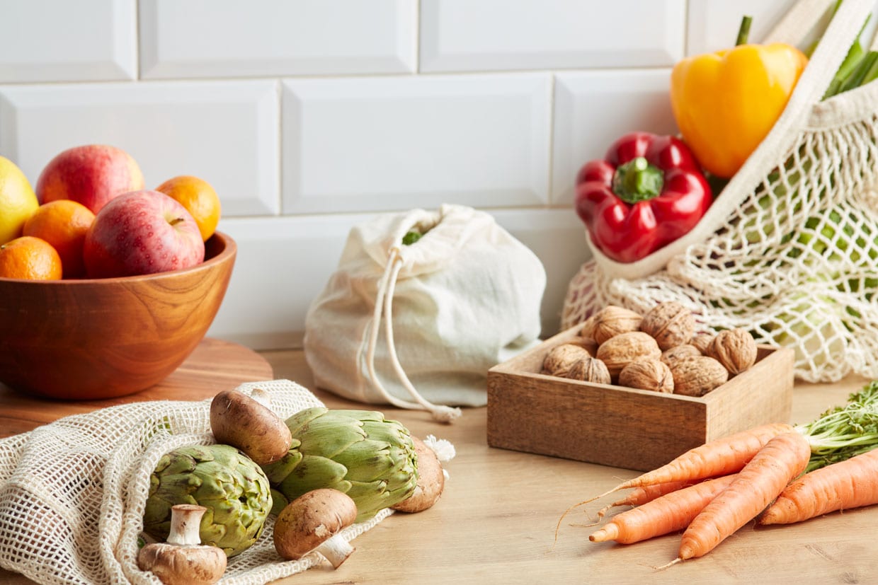 5 Simple Tips To Reduce Plastic From Shopping